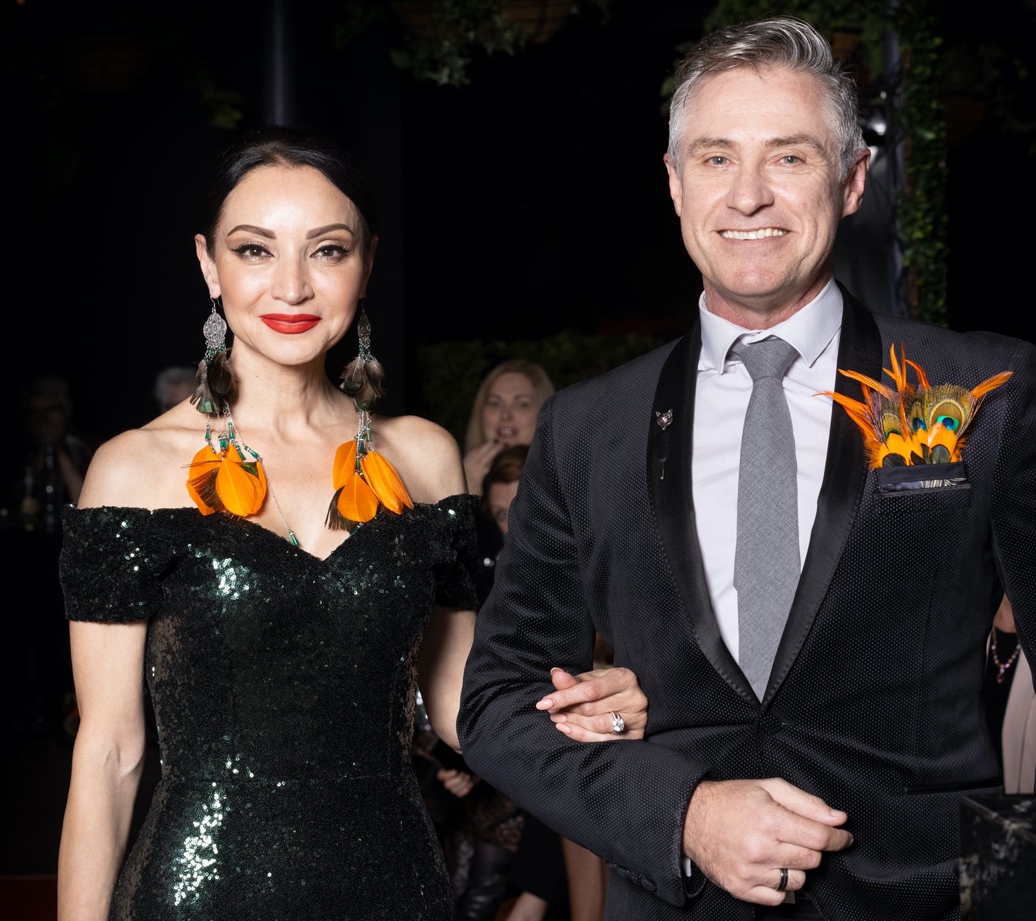 Pocket Feather & Earrings Set - Maya – Pagoni